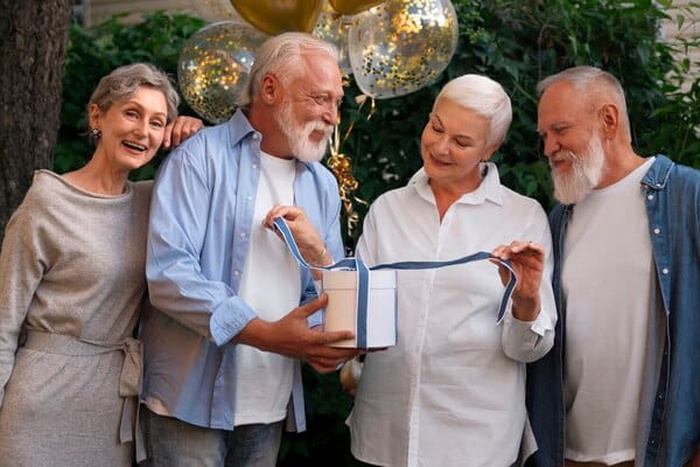 What is a Sr.? Sr. Match Dating Sites For Over 50