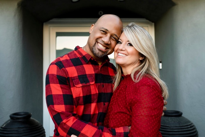 SeniorMatch: Embrace Interracial Dating for Mature Singles