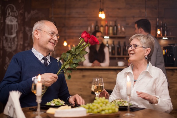 Mature Dating for 50+ Singles in Elyria, Ohio - SeniorMatch