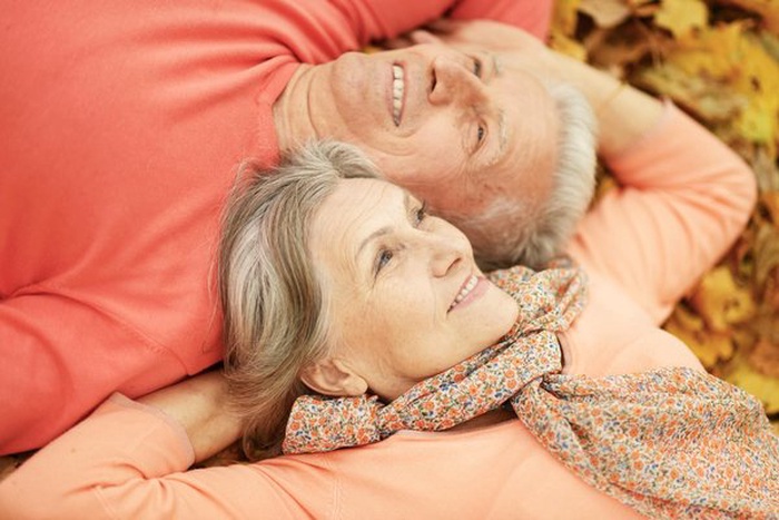 Senior Dating Near Me – Meet Mature Singles Locally