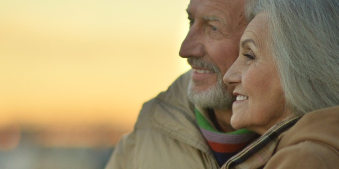 Senior Dating Guide: Recognizing Love vs. Companionship