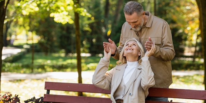 Embrace Over 55 Dating: Discover Companionship with Maturity