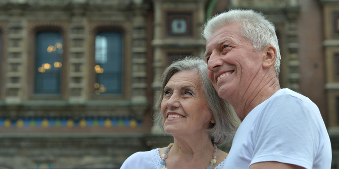 New Horizons in Senior Connections: Online Companionship Awaits