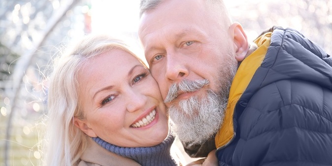 A Guide for Senior Singles Over 60 to Find Love