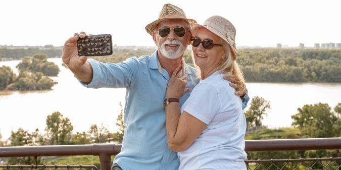 Rediscover Love After 50: 6 Best Date Locations for Seniors