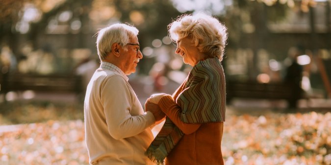 SeniorMatch Tips: Prioritizing What Matters in Relationships