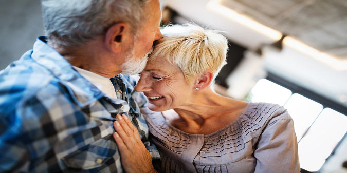 Why Mental Health Matters in the Senior Dating Journey